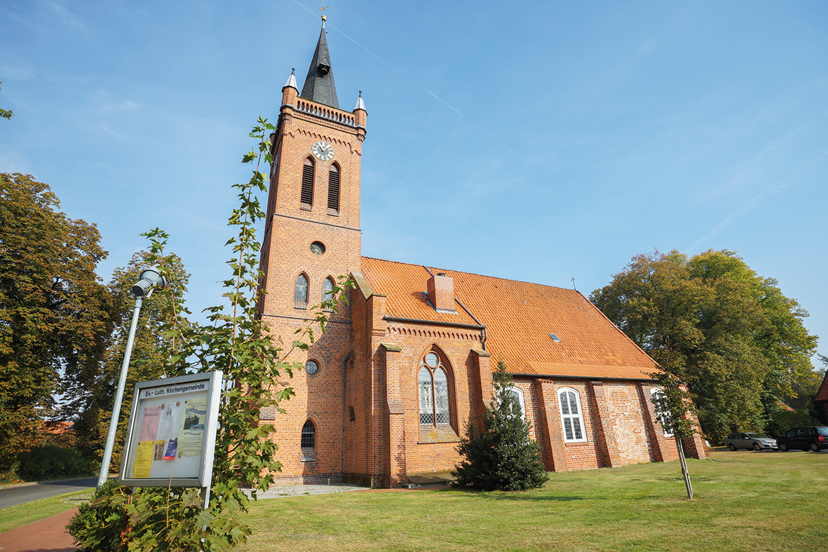 Peter und Paul-Kirche Lüdersburg